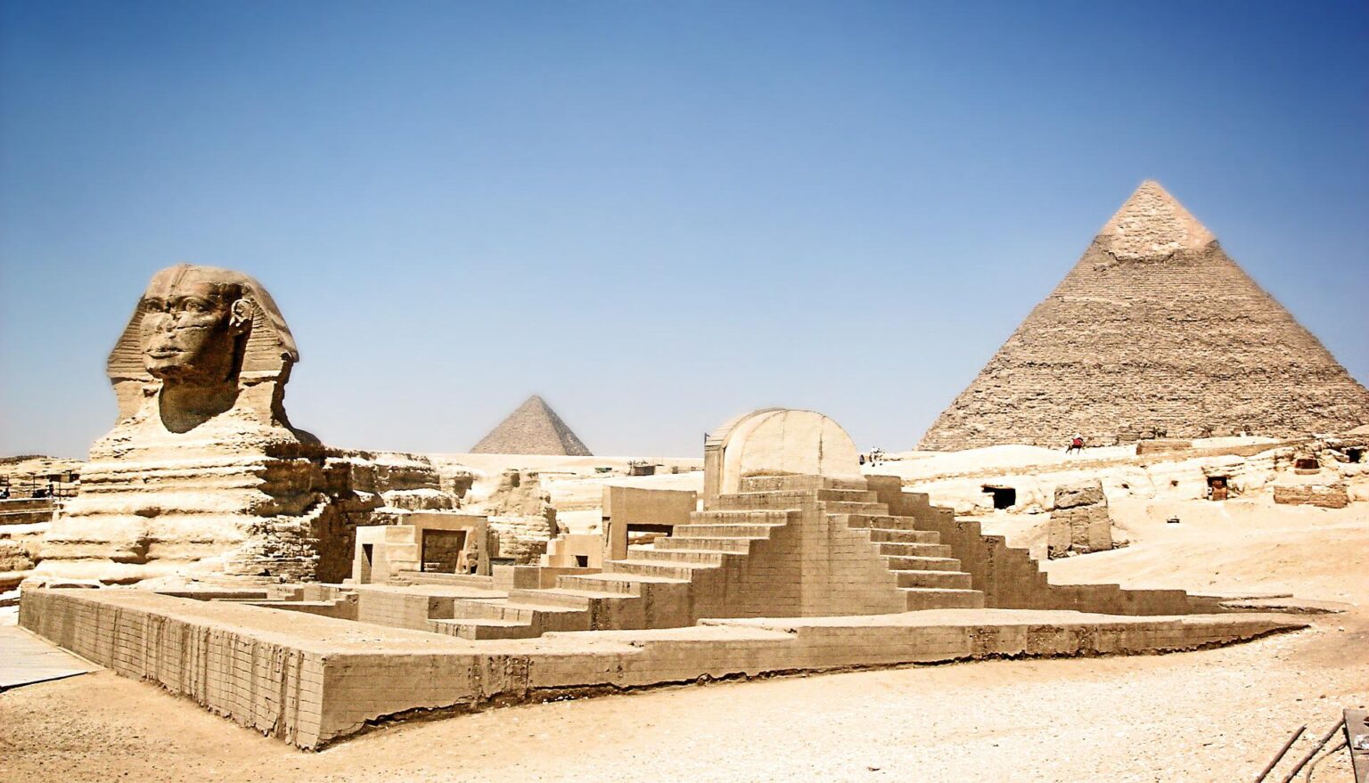 Iconic buildings – the pyramids - The Survey Association